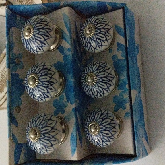 Instant Furniture Update | Accents | Instant Furniture Update 6 Drawer Pulls Knobs Blue White ...